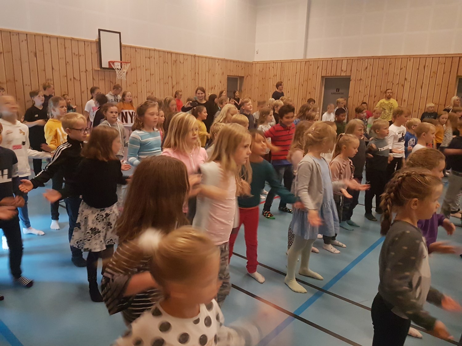 Buøy skole - BlimE - dansen