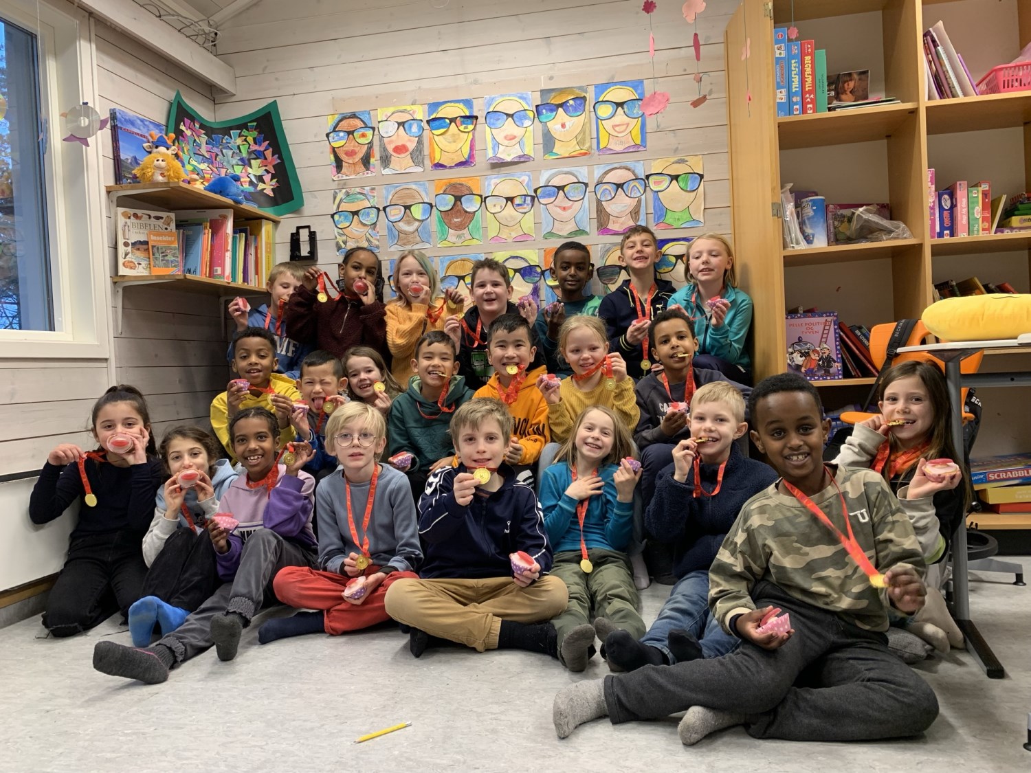 Hellemyr skole - Endelig kom medaljene!